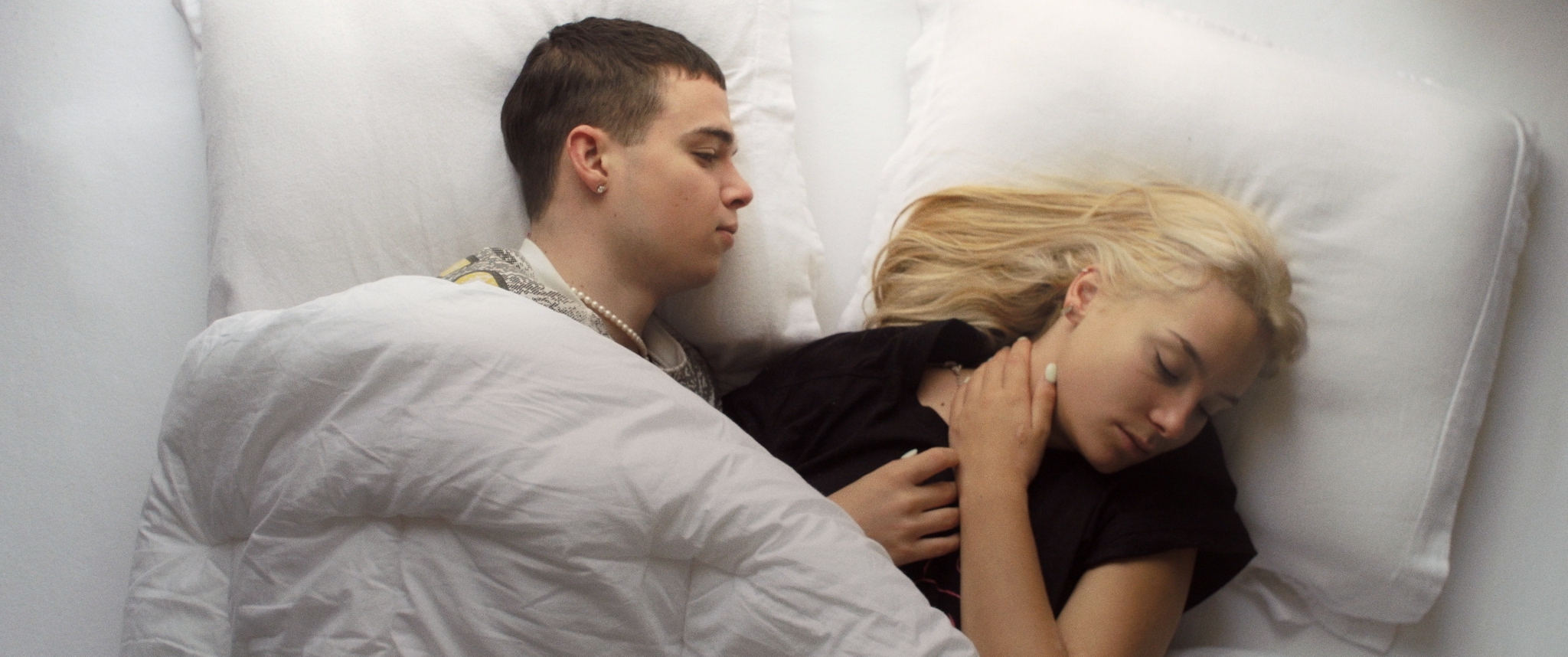 Blue Bed | Ji.hlava IDFF